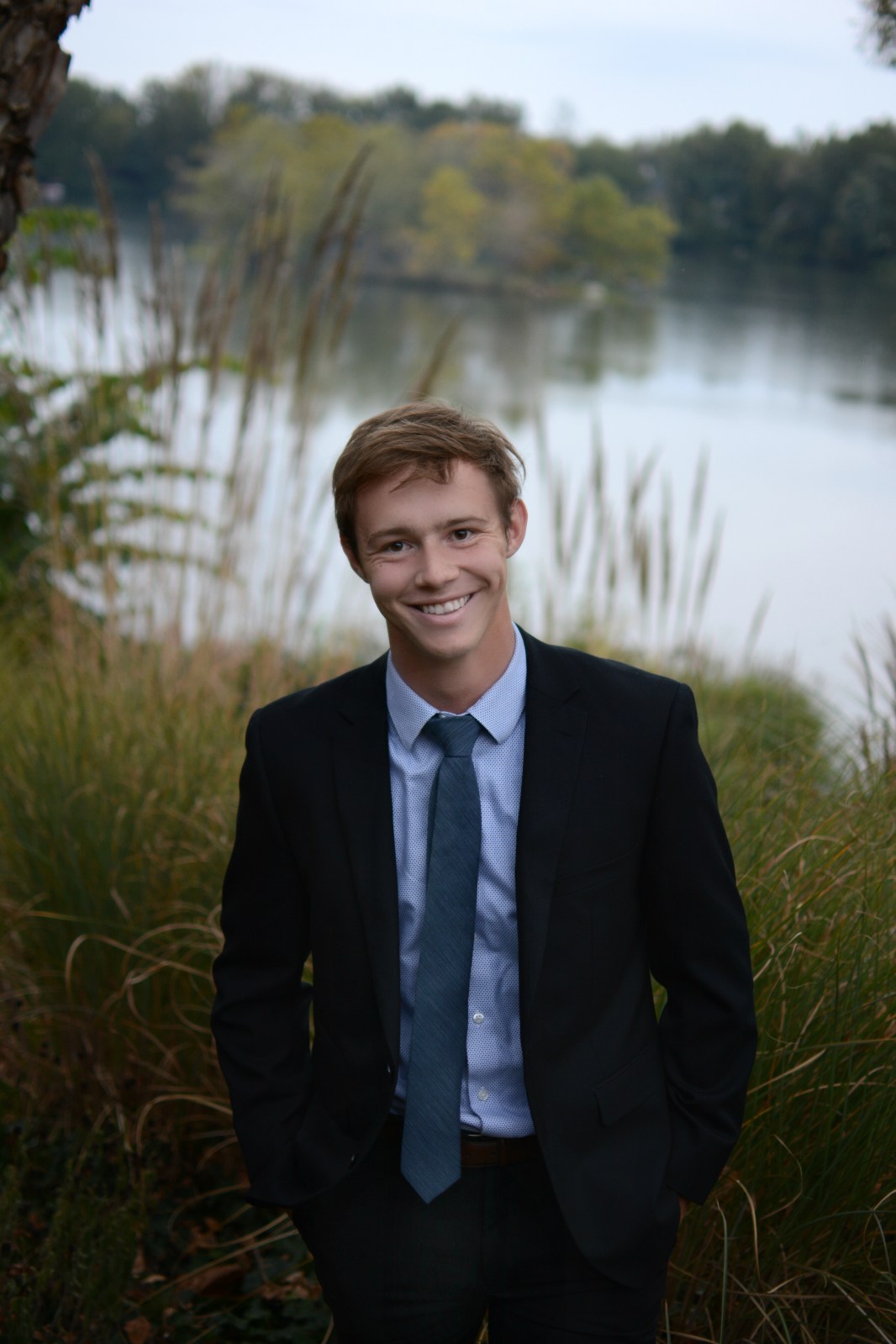 Ben, Senior – Emily Persic,photographer(Raincliffs Photography)