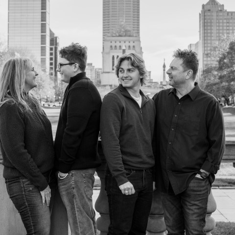 Emily Persic,photographer(Raincliffs Photography) – Because Time Flies.